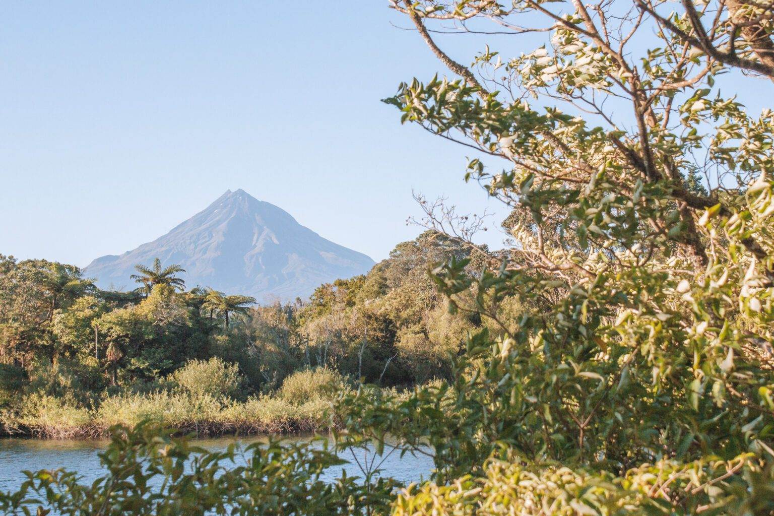 NEW ZEALAND LANDSCAPE PHOTOS: A VISUAL JOURNEY - I AM CASEY LEE